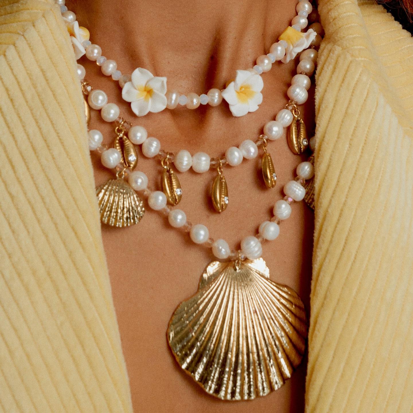 Necklaces – Milky Shell