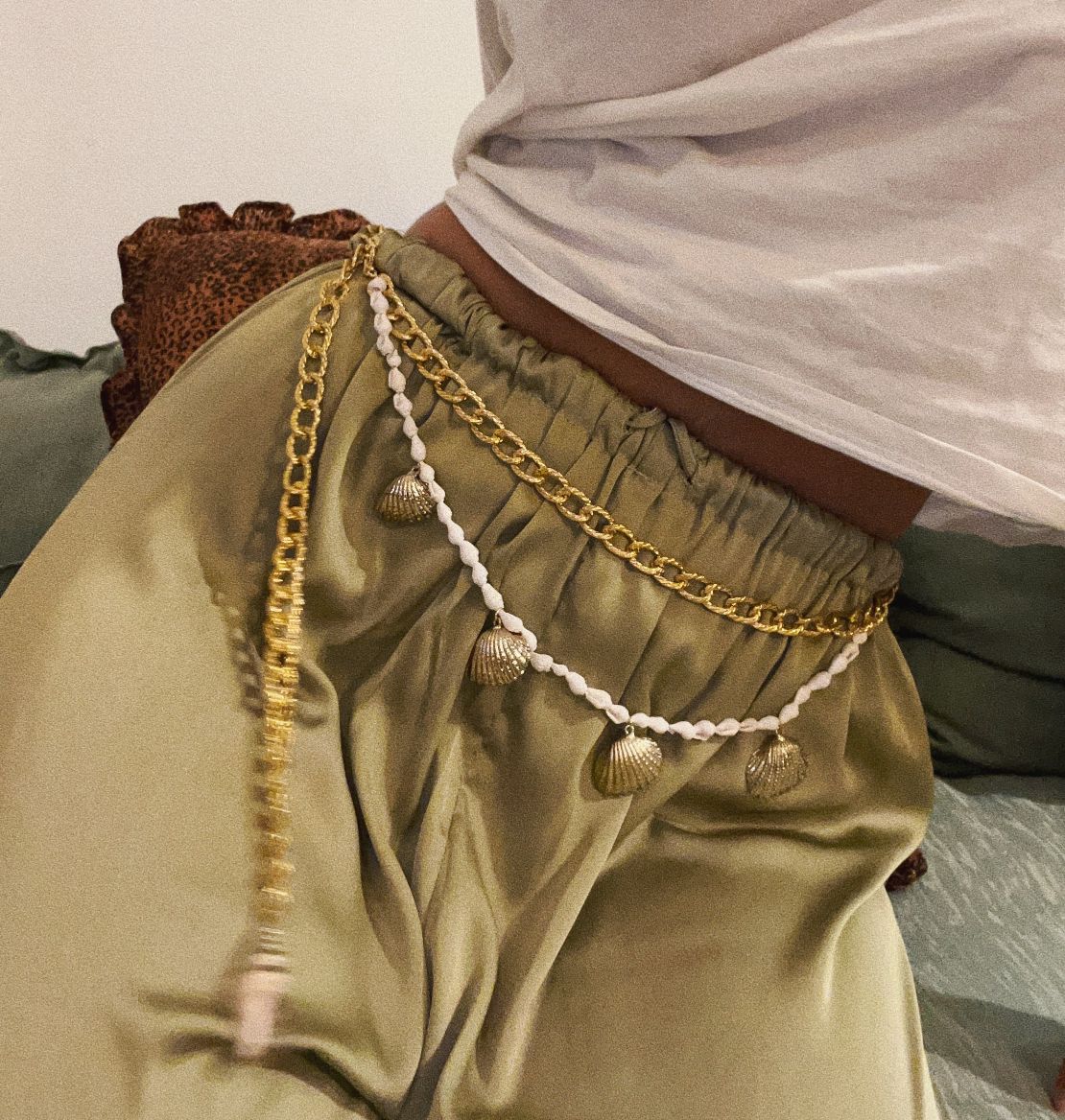 Shiloh Belly Chain – Milky Shell