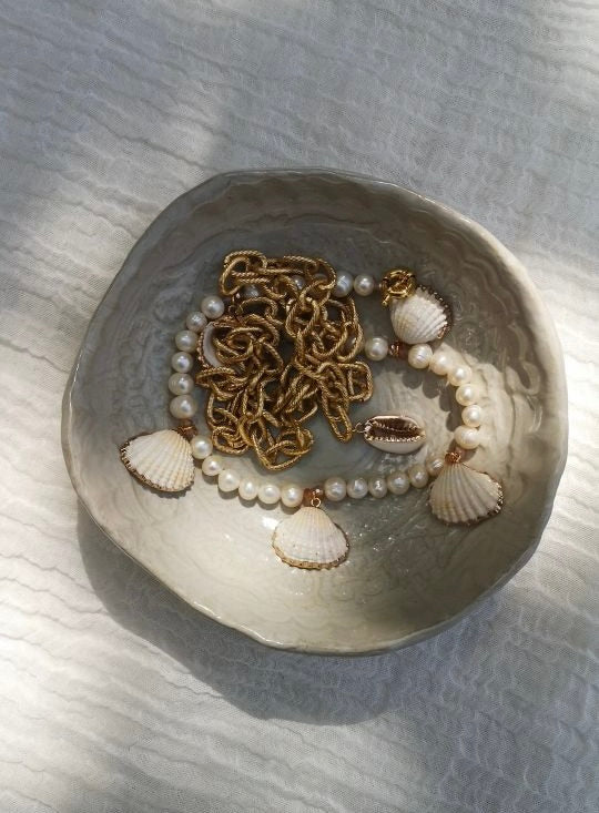 Kai Belly Chain – Milky Shell